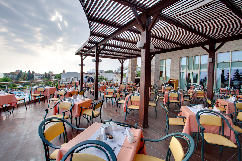 14 Inspiring Restaurant Patio Ideas - Restaurant Patio Furniture